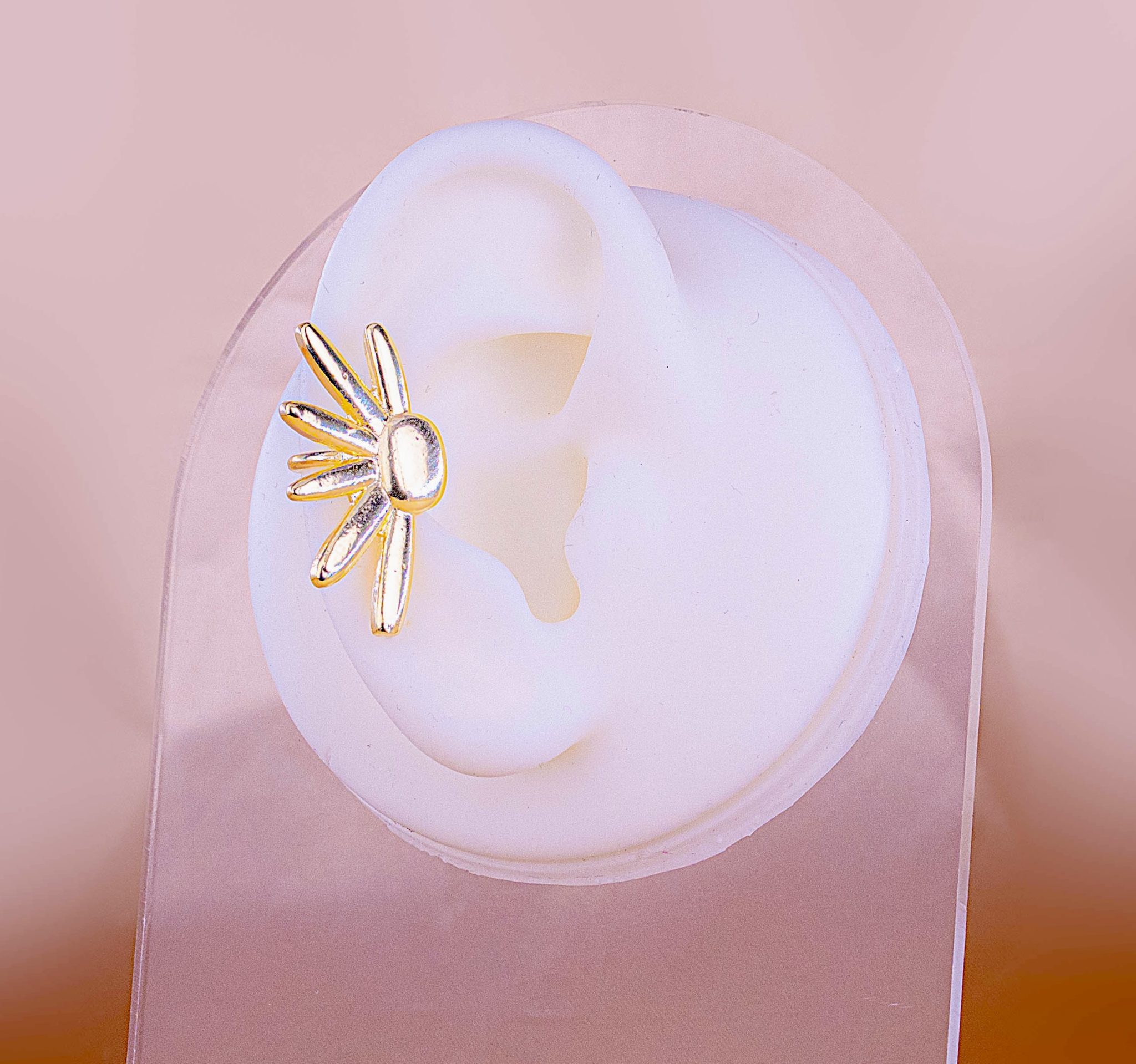 Ear Cuff Sol Dorado Ref:E885 - Sublime Tentación